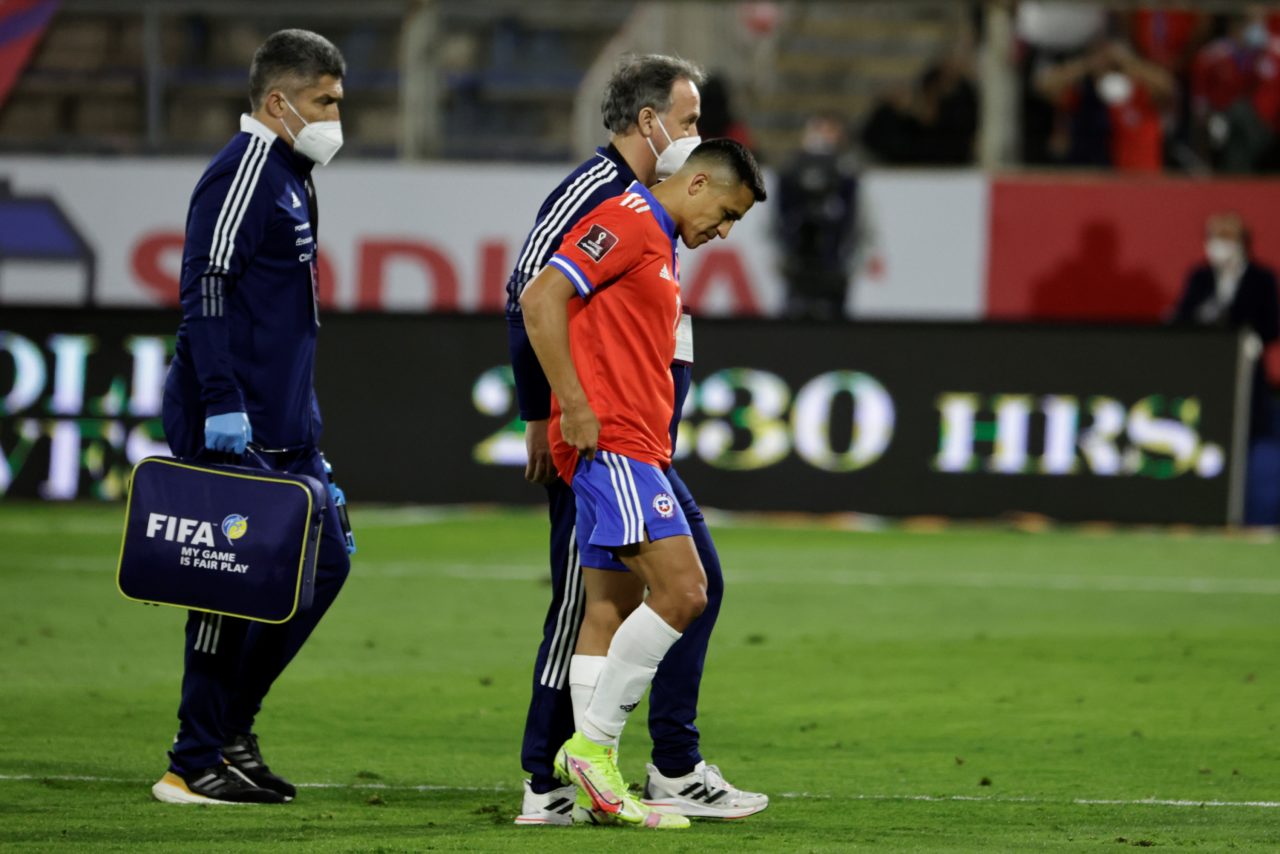 Report: Sanchez out for at least 15 days - Football Italia