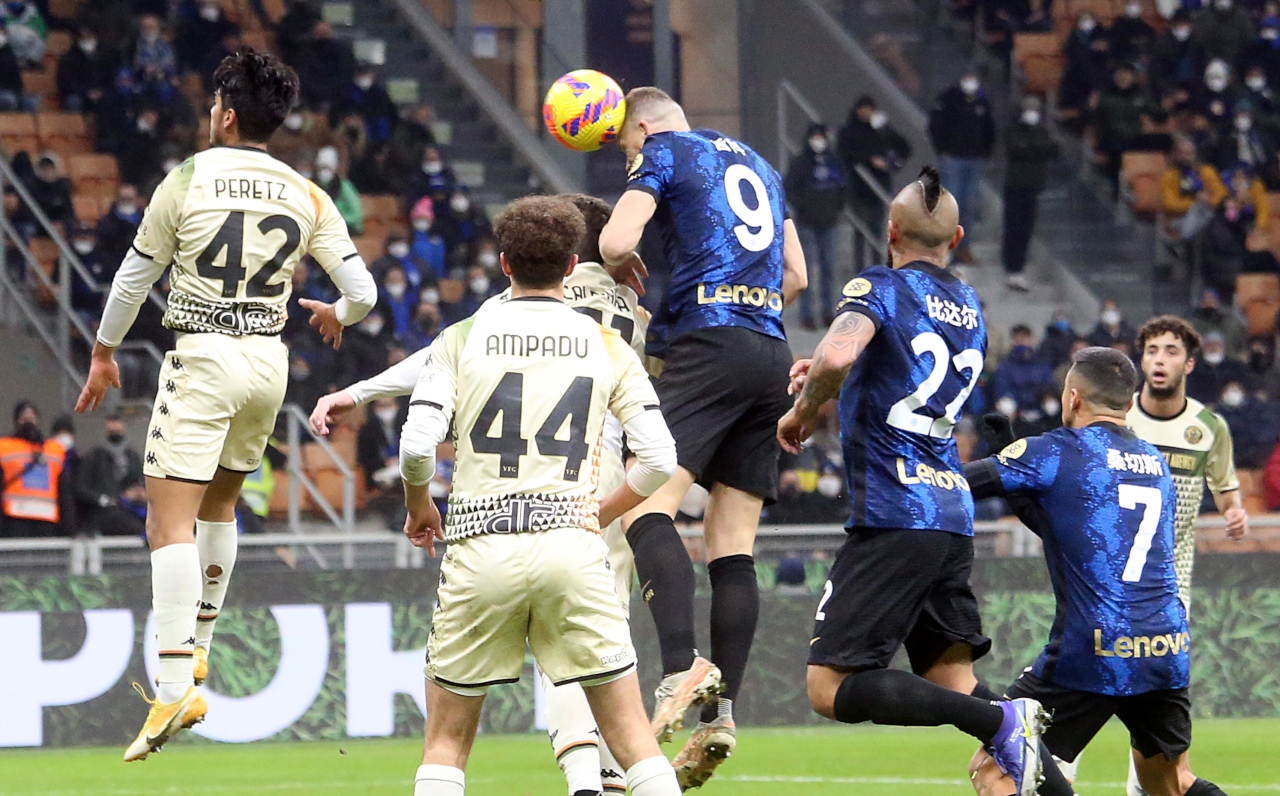 Serie A Highlights: Inter 2-1 Venezia - Football Italia