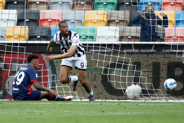 20m Everton striker Beto emerges as last-minute option for Juventus