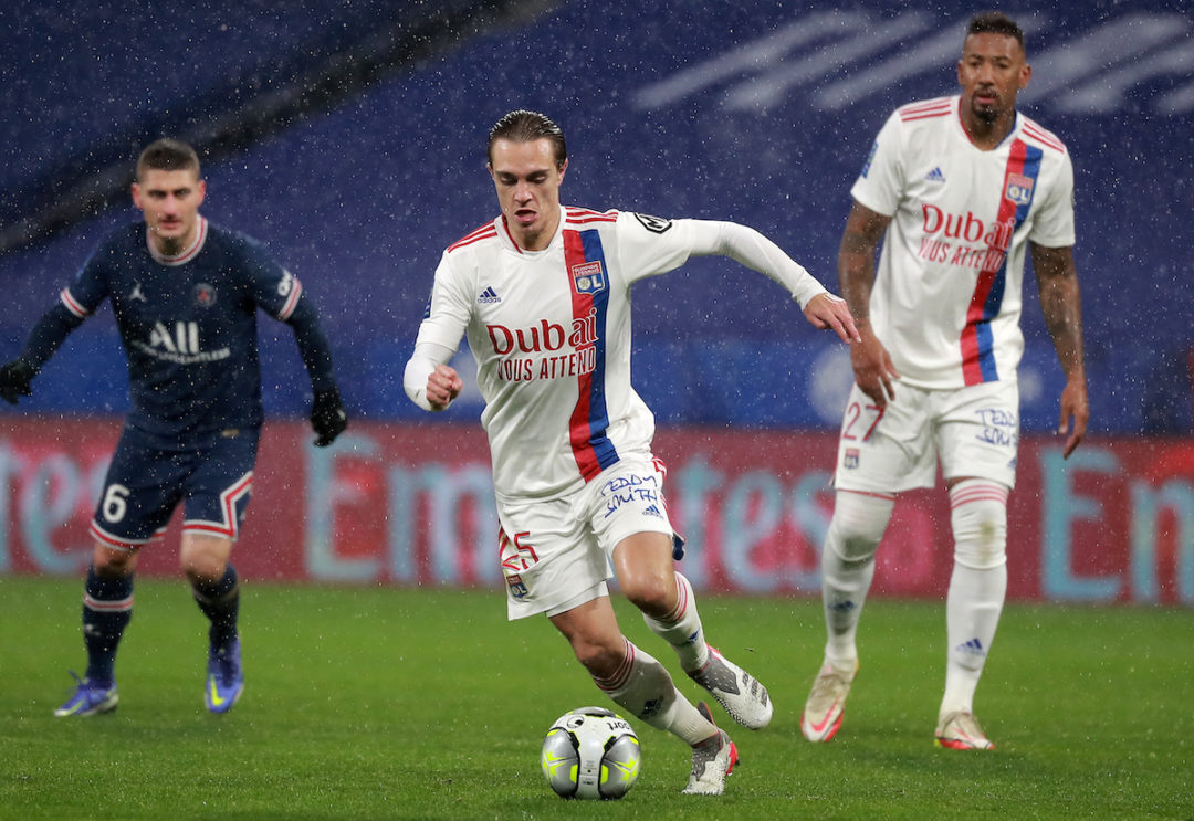 Done deal: Como book Caqueret medicals after agreeing terms with Lyon ...