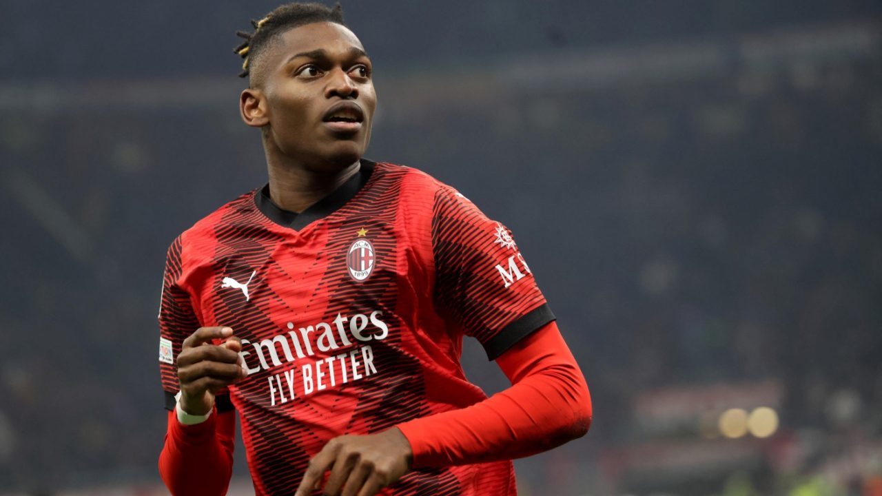 Rafael Leao explains what he needs to reach Messi and Mbappè's level ...