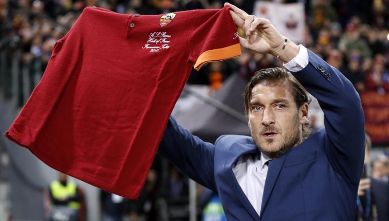 Brighton fans troll Roma legend Totti with unusual banner - picture ...