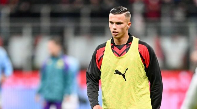 Jan-Carlo Simic: Who is the Milan starlet lined up to solve Milan's ...
