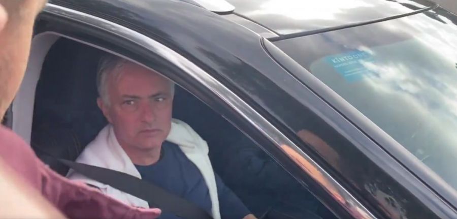 Video: sad Mourinho leaves Roma training centre for the last time ...