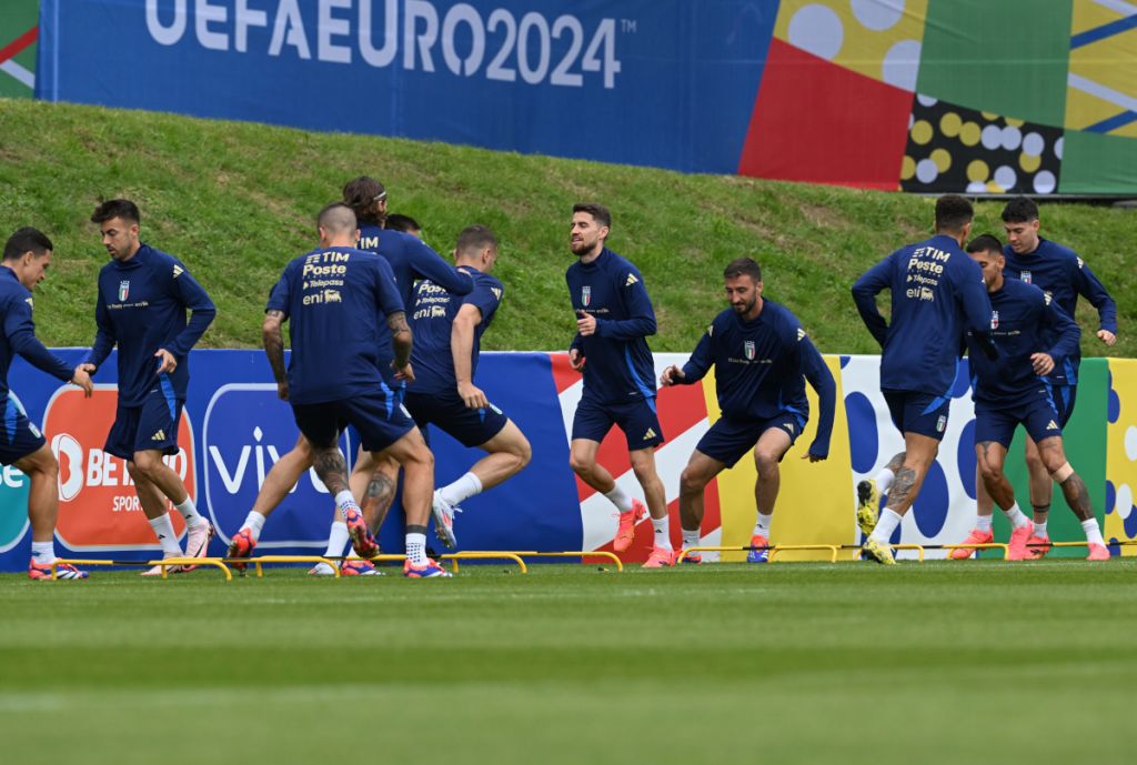 Italy adopt 4-2-3-1 formation for competitive debut against Albania
