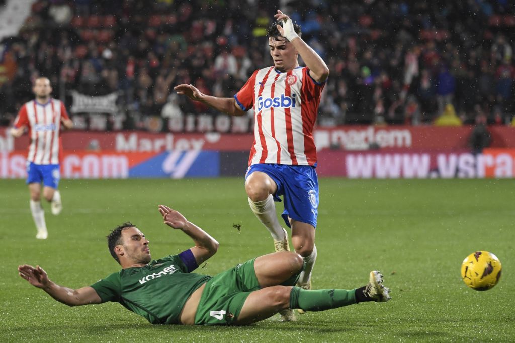 Napoli step up pursuit of La Liga starlet to beat Juventus competition