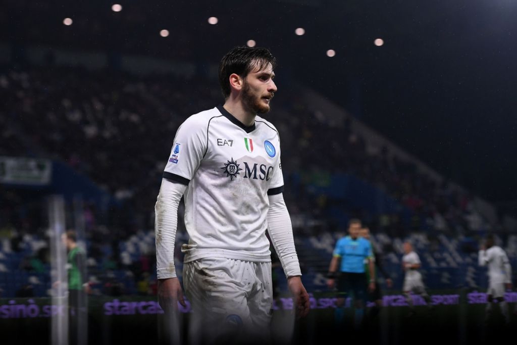 Kvaratskhelia: Napoli draw up plans for new contract - August 5 latest ...