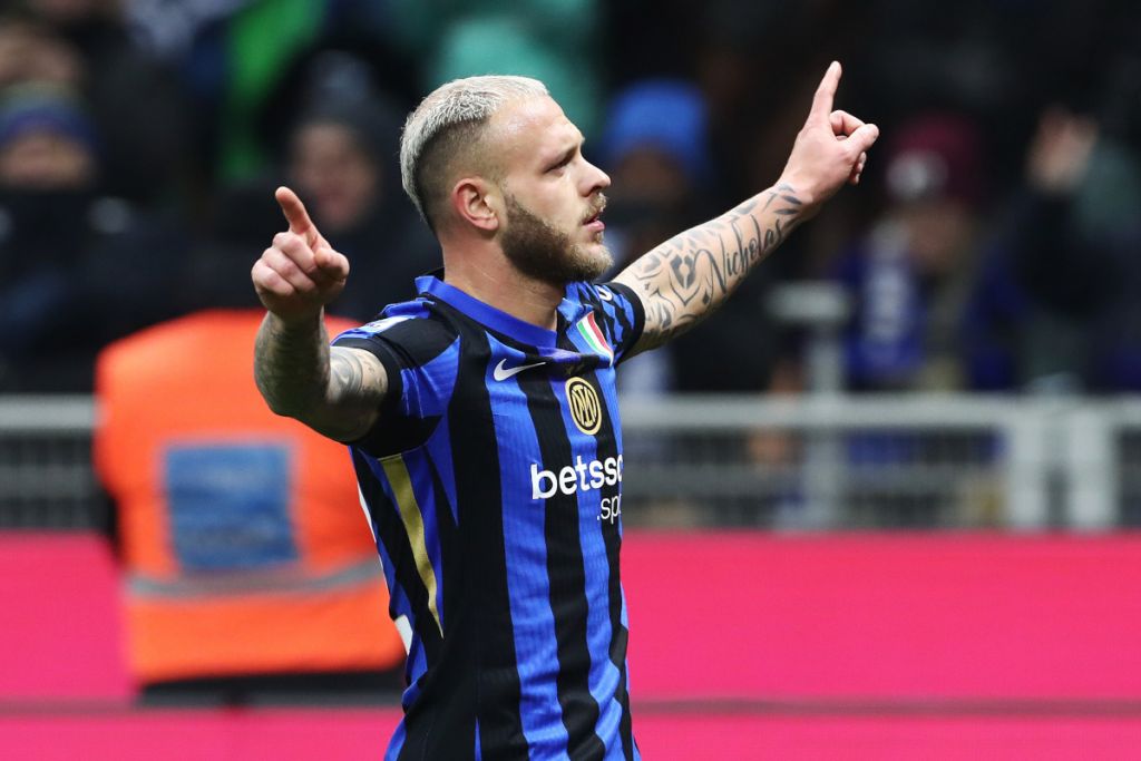 Dimarco crowned ‘one of the best in the world’ by Roberto Carlos ahead ...