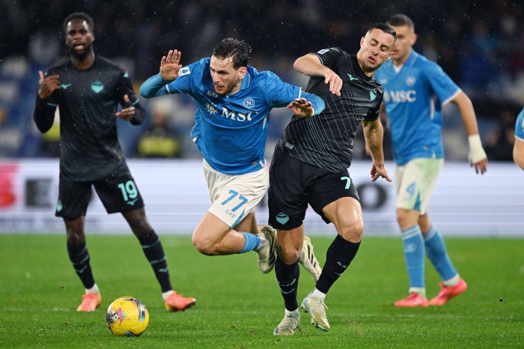 Kvaratskhelia's stance unchanged as Napoli set price tag for January exit