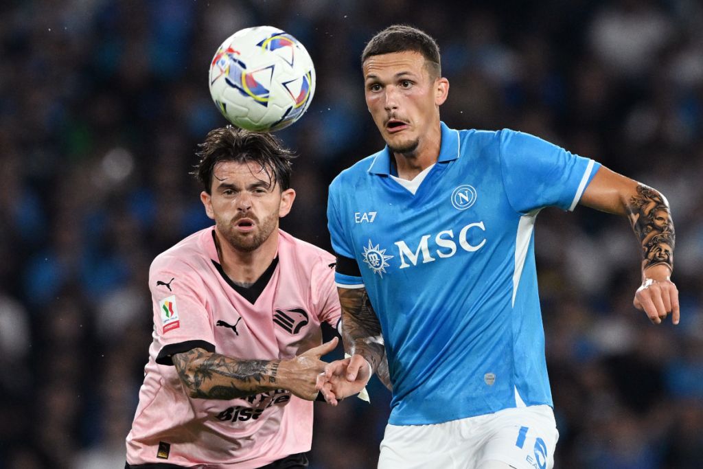 Conte prepares to hand full debut to Napoli defender in Serie A title fight - Football Italia ...