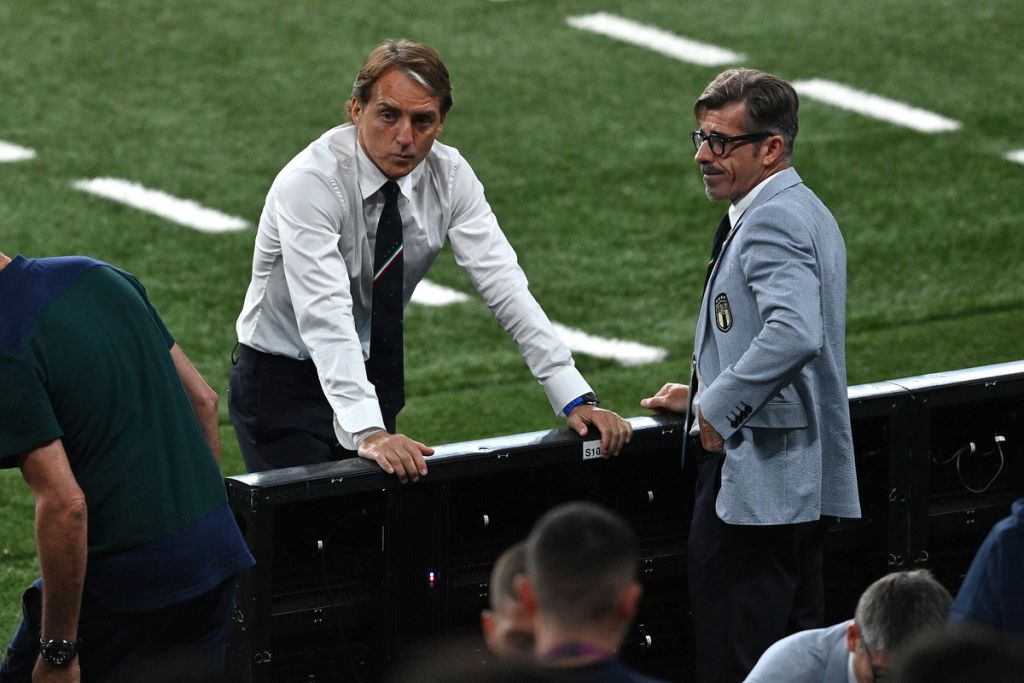 Mancini's expected return raises question: Are Italy looking in the ...