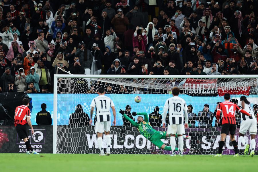 Collina: legendary Italian ref calls for penalty kick rule change