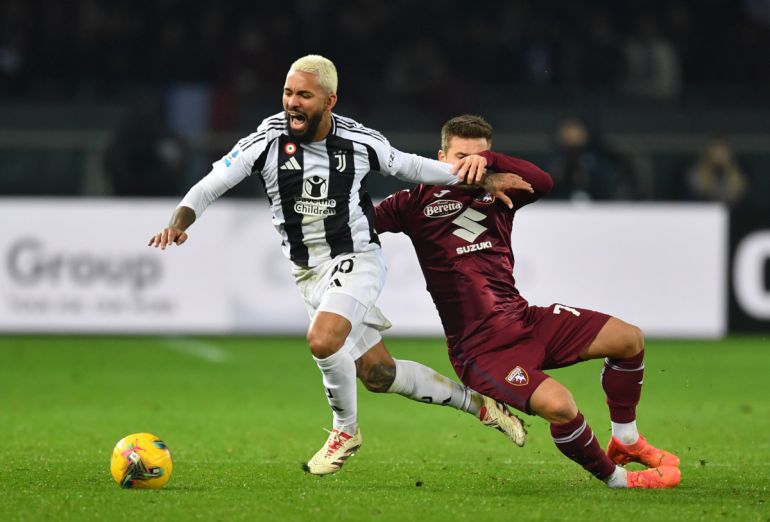 Official: Juventus sell Douglas Luiz to Nottingham Forest in potential ...