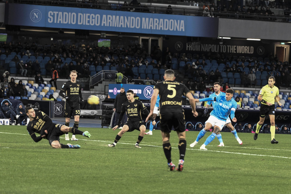 Serie A | Napoli 2-0 Verona: Anguissa magic locks down top spot