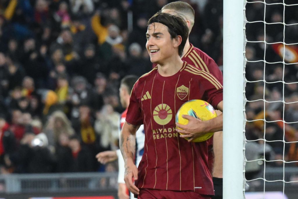 Dybala 'could be back on Sunday' & contract update from Roma director