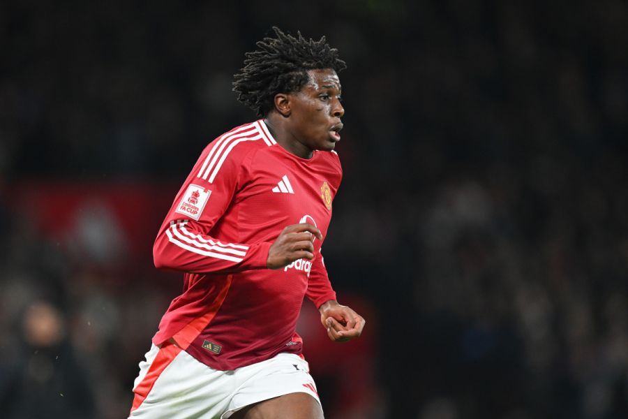 Video: Ex-Lecce star Dorgu has nightmare 45 minutes for Manchester United