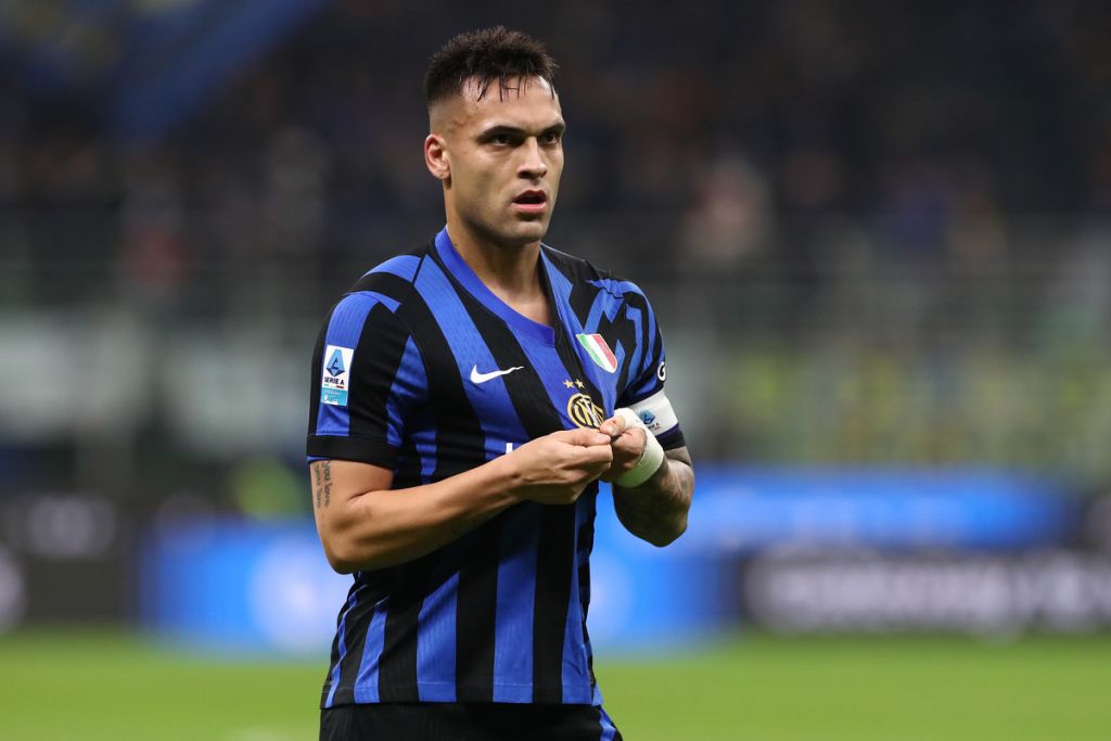 Inter Milan Vs Genoa Lineup Definition Leader Inter Milan Aims To Cap