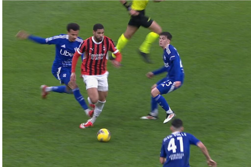 Former Spurs and Everton midfielder Dele Alli leaves Como after ...
