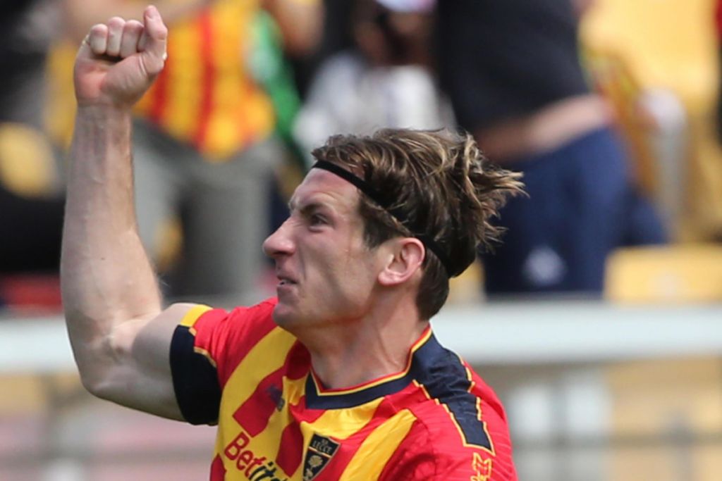 Serie A | Lecce 1-1 Venezia: Baschirotto rescues a point in relegation ...