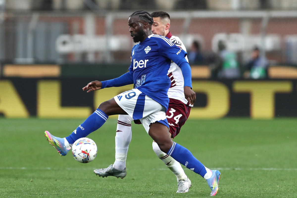 Torino's late goal disallowed in incident recalling Atletico penalty drama