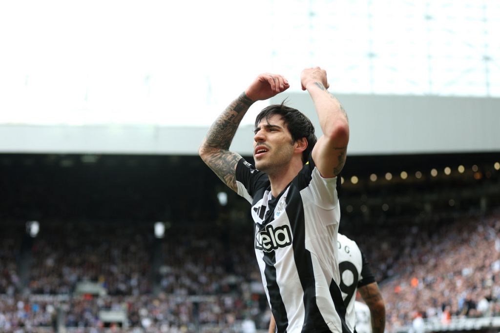 Howe makes admission over Tonali's Newcastle contract: 'I'm sure'