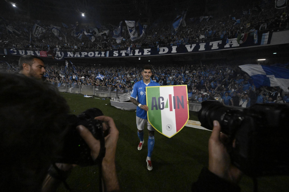Napoli post Maradona and Di Lorenzo tribute after 4th Scudetto ...