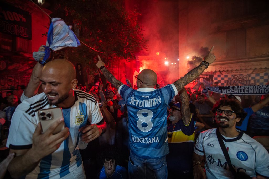 Napoli win 2024-25 Serie A title: Live reactions, celebrations and ...