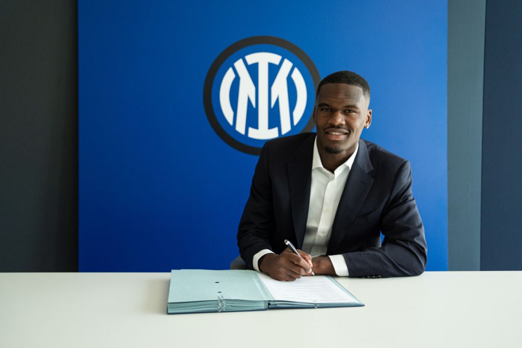 Inter confirm squad number for new summer signing Bonny - Football Italia