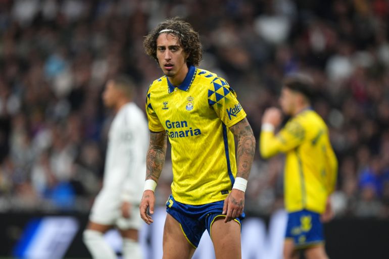 Roma want Wolves forward Fabio Silva - report