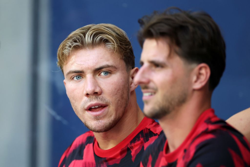 Hojlund scores 14 minutes into perfect Napoli debut after Manchester ...