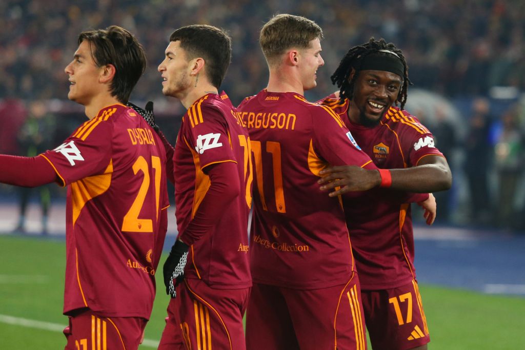 Friedkin dilemma as Everton could rival Roma for Zirkzee in January ...