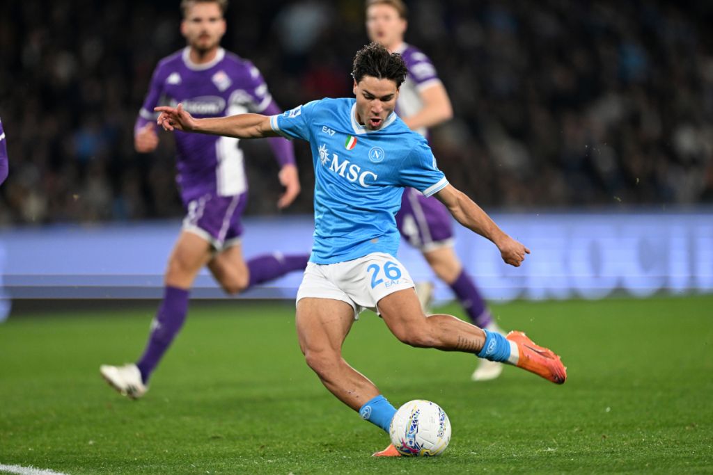 Napoli face Vergara dilemma as Spurs, Roma and Como circle €30m talent ...