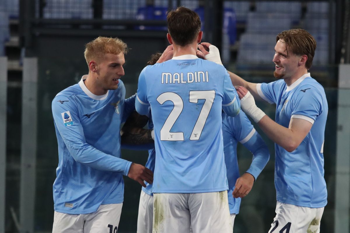 Serie A | Lazio 3-2 Genoa - Thrilling second half sees three penalties ...