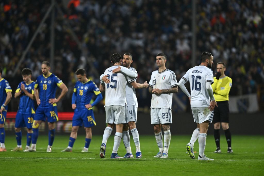 Even Gladiators weep for Italy: Movie star Russell Crowe 'feels sick ...