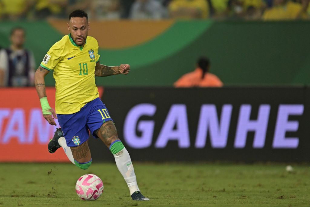 Ancelotti makes decision on Neymar role and has options to replace ...